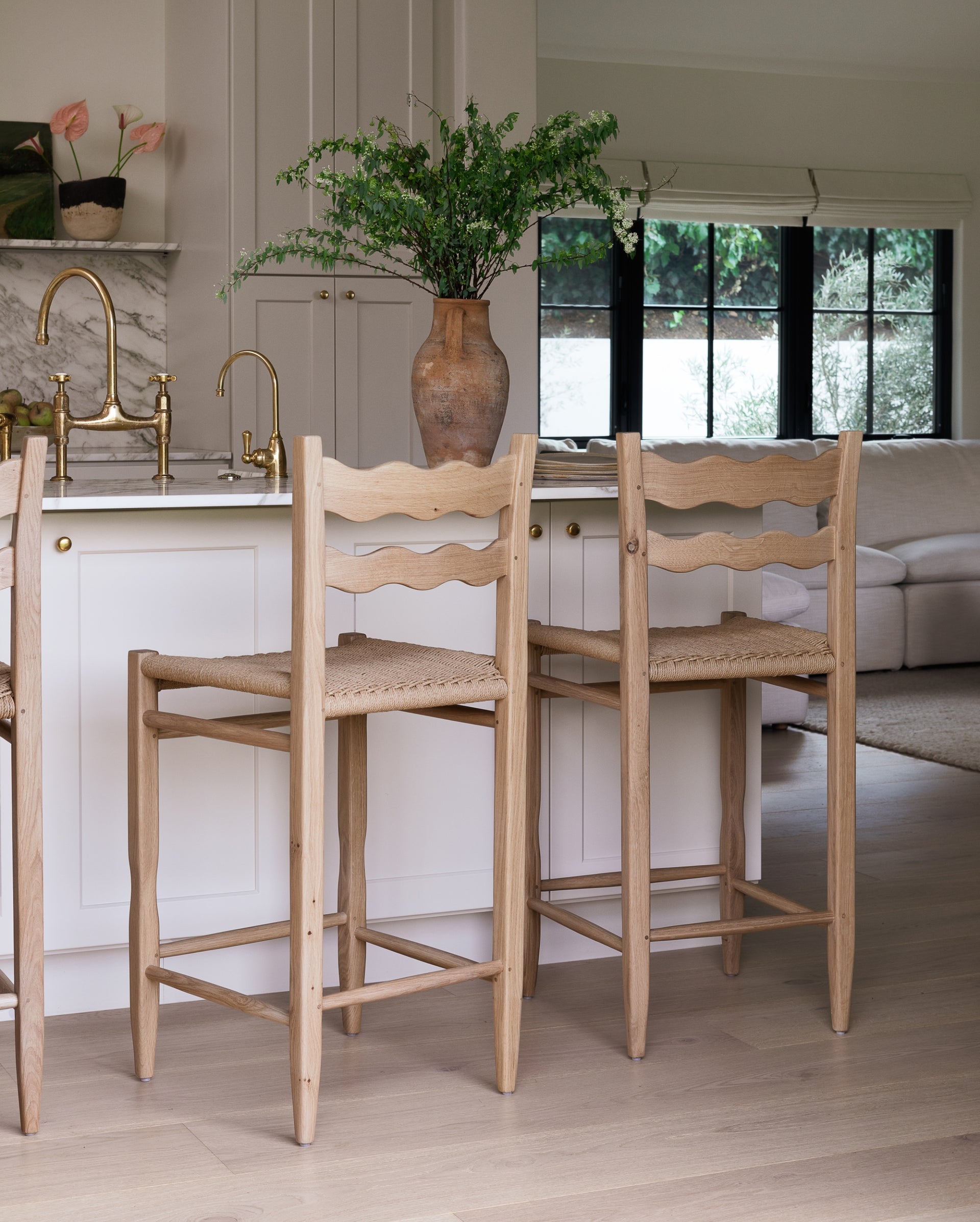 freda wave counter stool – Hati Home