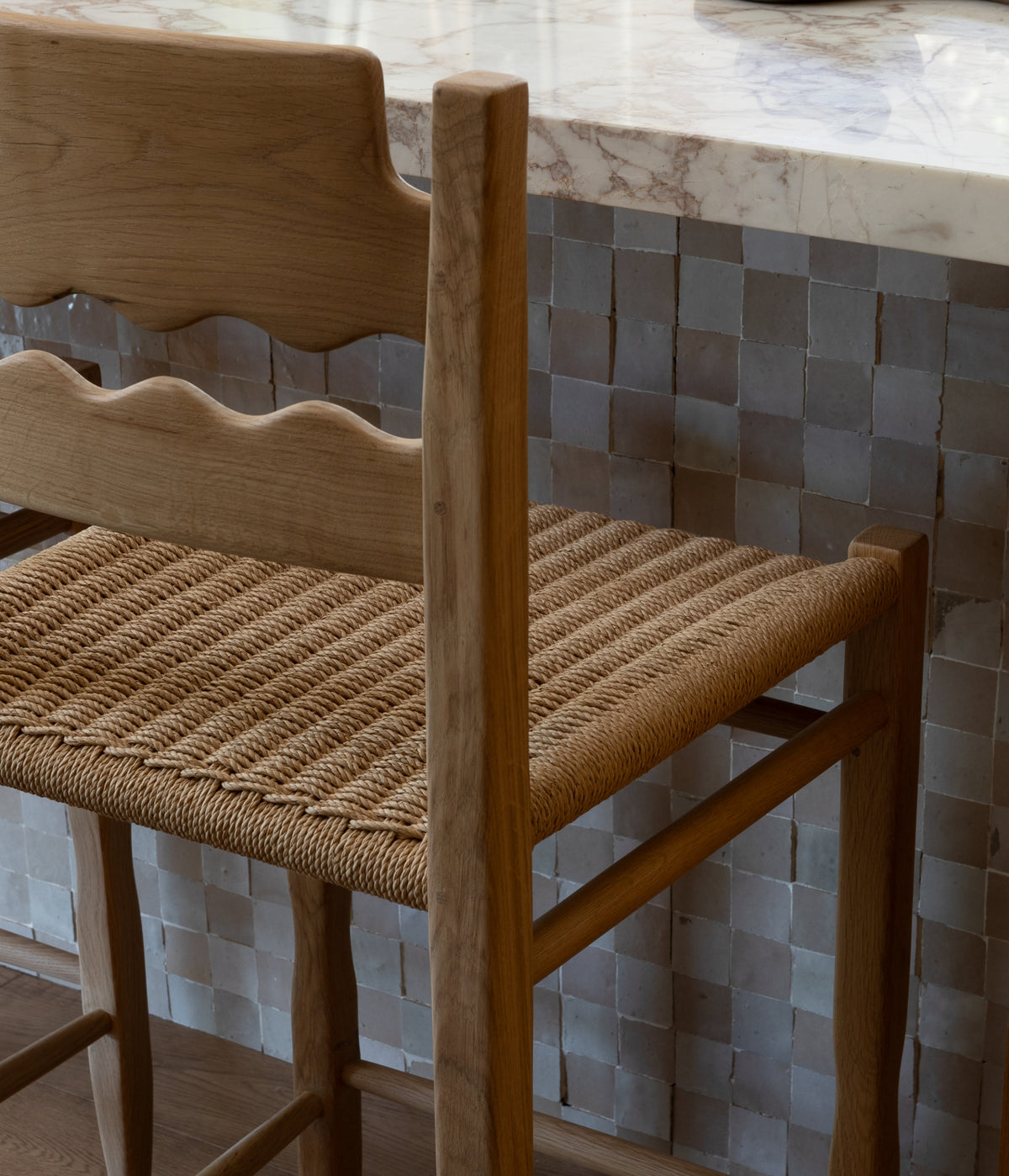 freda razor counter stool – Hati Home